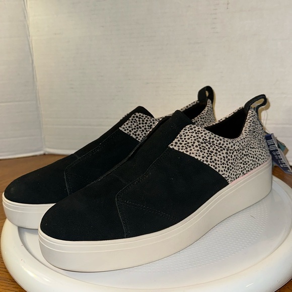 Toms | Shoes | Toms Suede Cheetah Print Shoes | Poshmark
